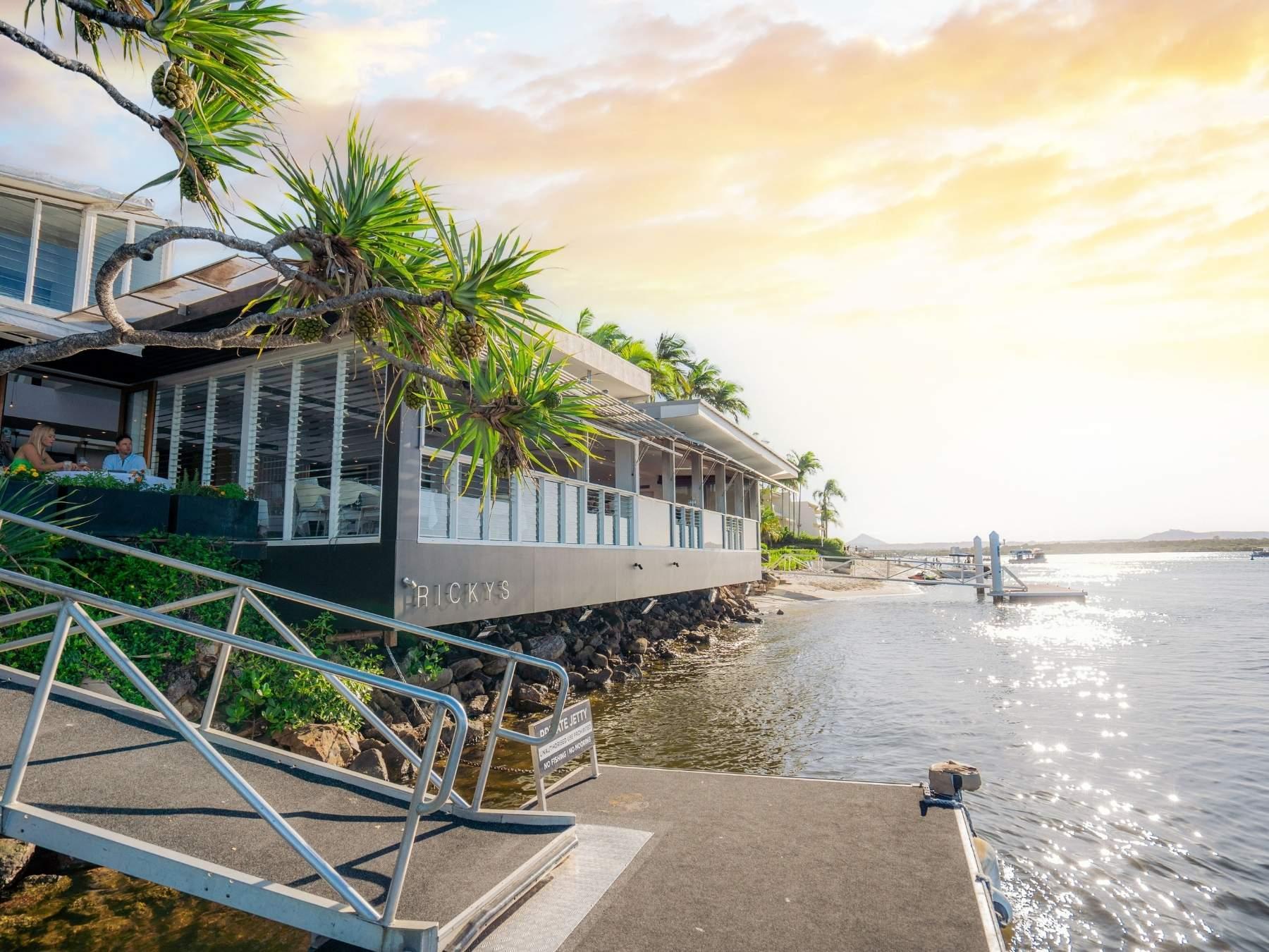 Visit Noosa | Hastings Street