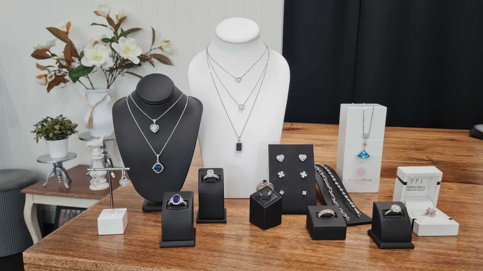 Visit Noosa | Makers Mark Jewellery Studio